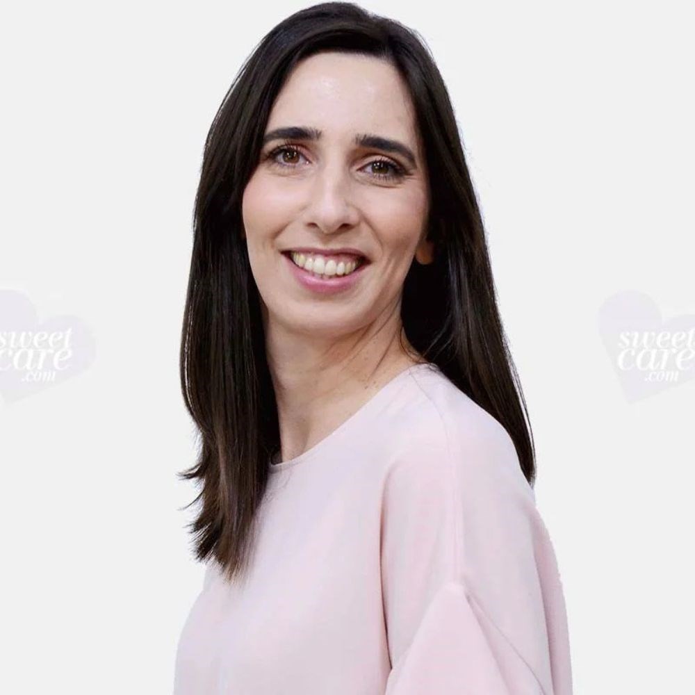 Dandruff or Seborrheic Dermatitis? Ducray Solutions | SweetMag - Beauty ...