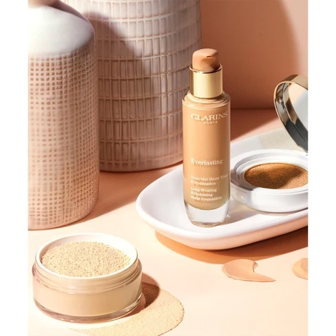 Clarins Everlasting Long-Wearing Foundation SweetCare Moldova
