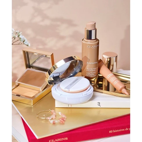 Clarins Everlasting Long-Wearing Foundation SweetCare Moldova