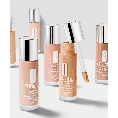 Clinique Beyond Perfecting Base de Maquilhagem e Corretor 2-Em ...