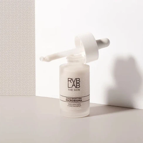 RVB LAB Microbioma Suero hidratante para pieles secas - SweetCare Venezuela