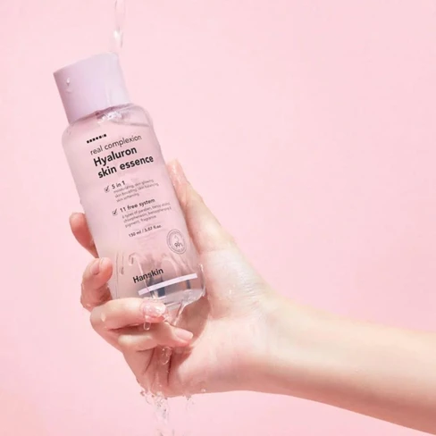 Hanskin Real Complexion Hyaluron Skin Essence Intense Hydration ...