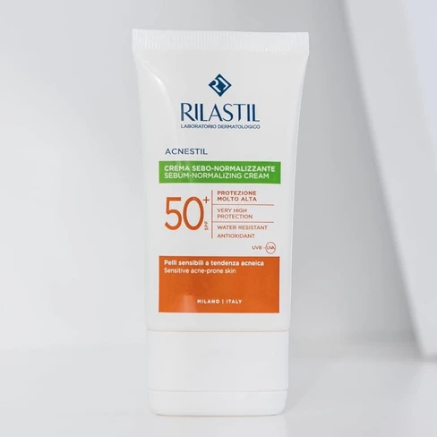 Rilastil Sun System Acnestil Sunscreen Sebum Normalizing Cream ...