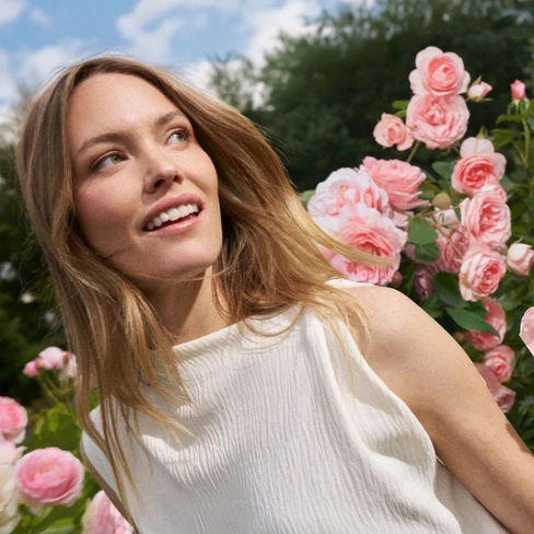 Payot Roselift Lifting Infusion Firming Action with Rose Petals ...