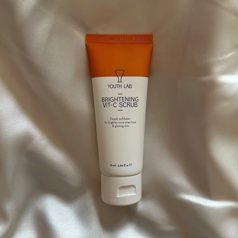 Youth Lab Brightening Vit-C Esfoliante para Pele Luminosa - SweetCare ...
