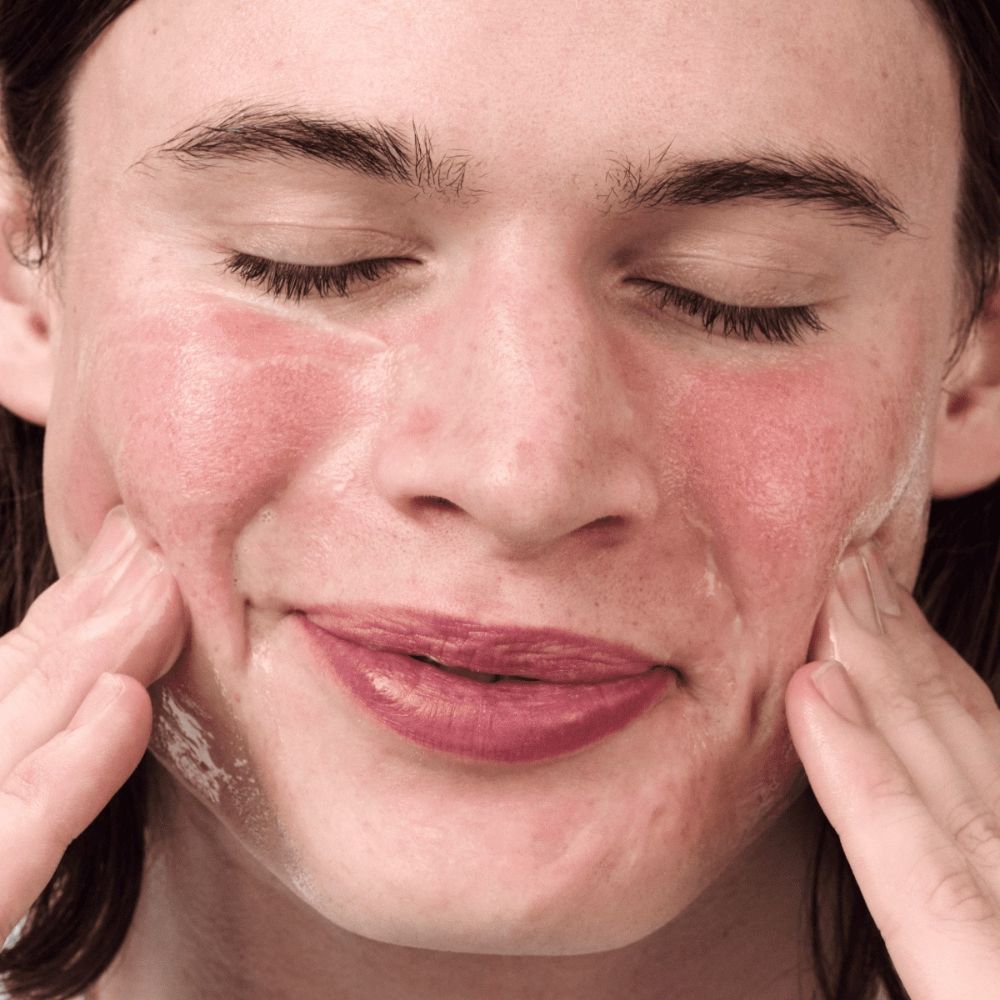 Clinique Redness Solutions Soothing Cleanser for Redness-Prone Skin ...