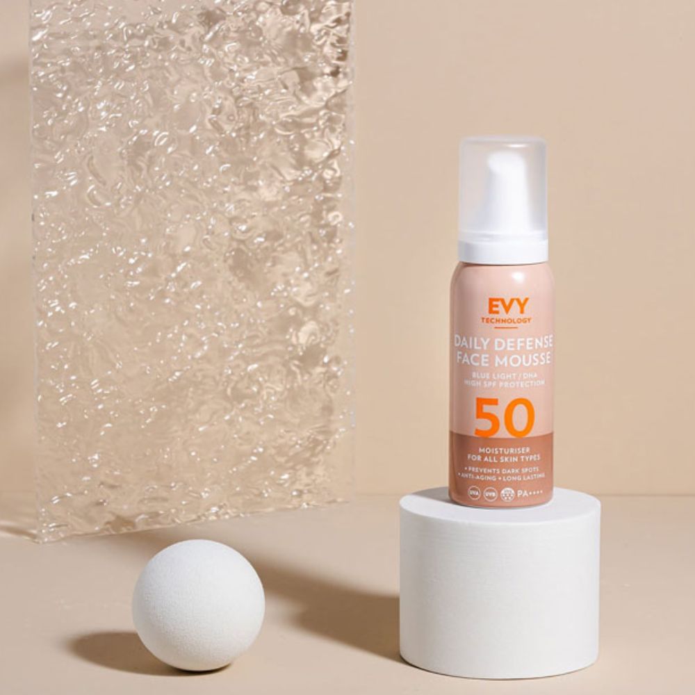 Evy Technology Daily Defense Face Mousse SPF50 Blue Light/DNA High SPF ...